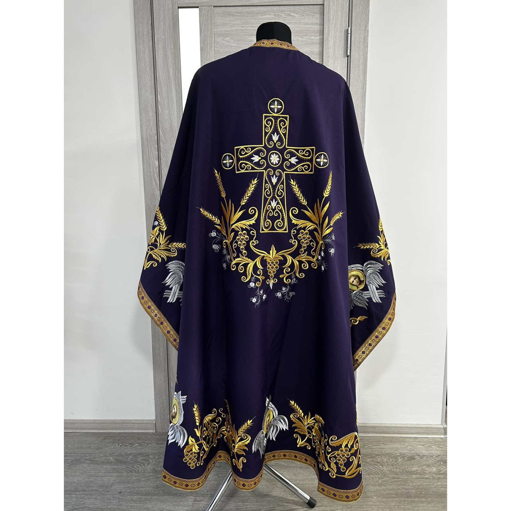 Greek style priest vestment in brocade - Liturgical vestment for priest