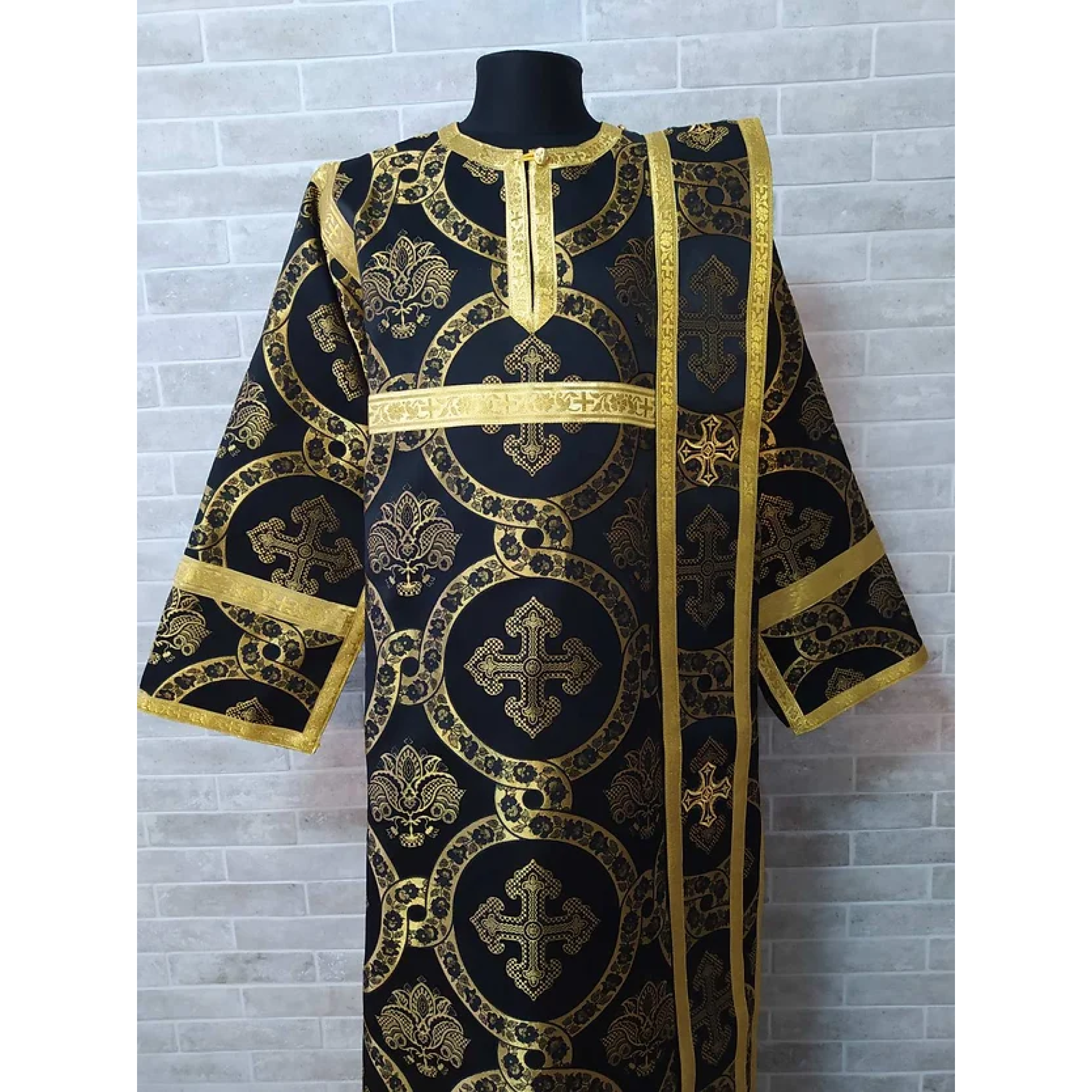 Brocade vestment for deacon - Stichar and orar in yellow-gold silk brocade