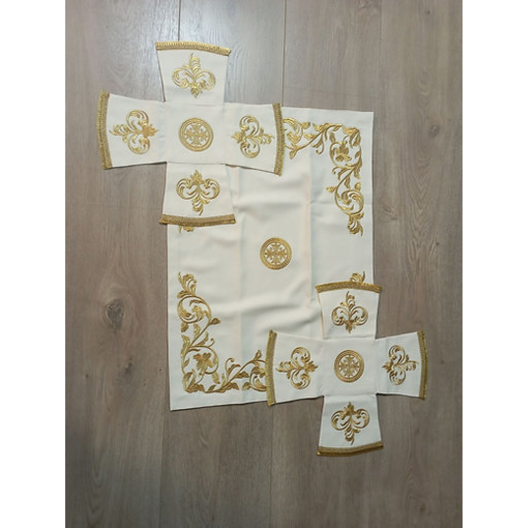 Greek vestment with machine embroidery- Priest vestment - Clothes for ...
